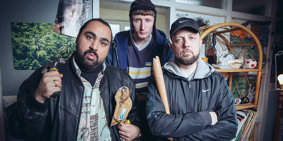 People Just Do Nothing Series 4, Episode 3 - War - British Comedy Guide People Just Do Nothing Series 4, Episode 3 - War - British Comedy Guide